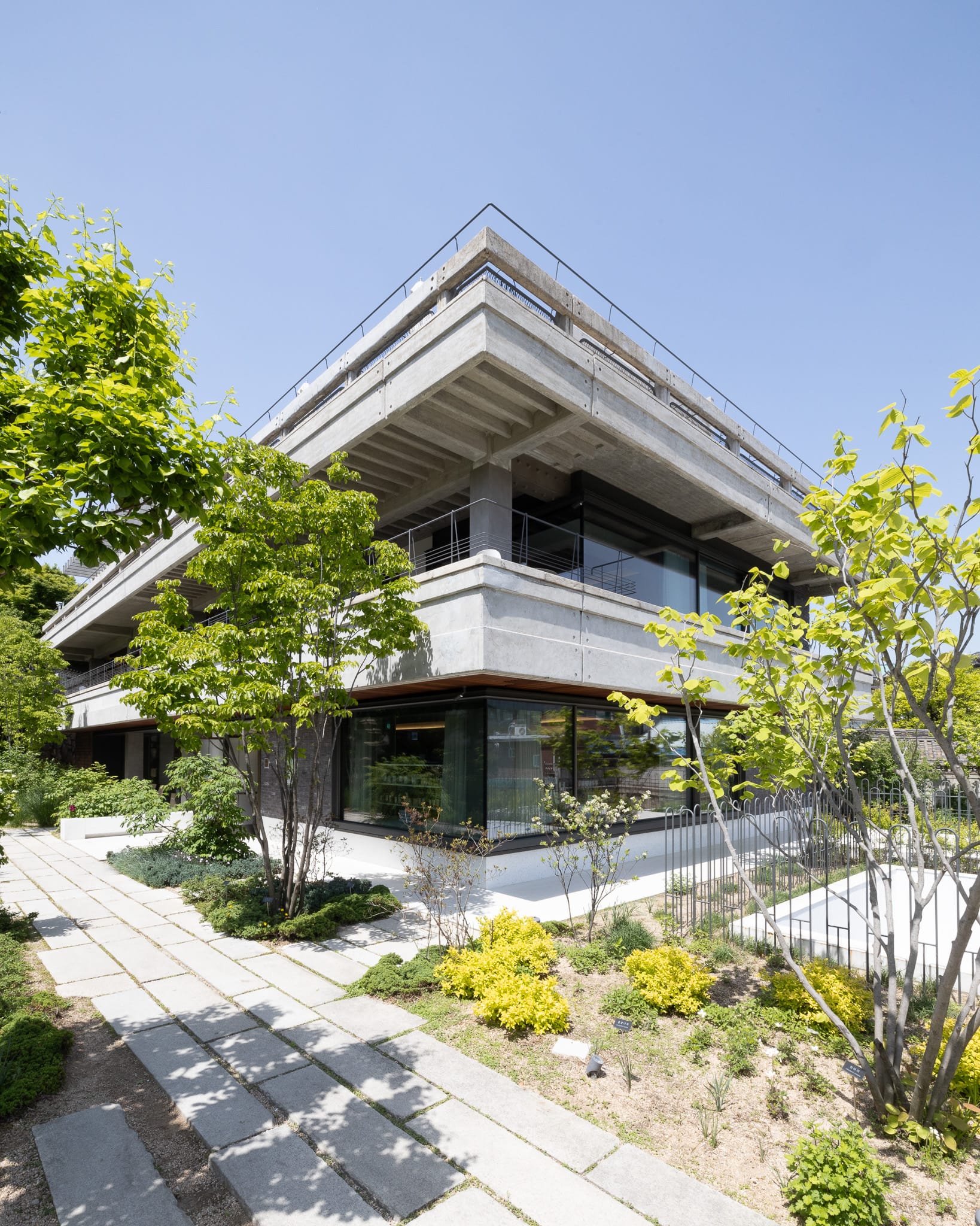 원오원 아키텍스 (ONE O ONE architects) – 콜라보스페이스